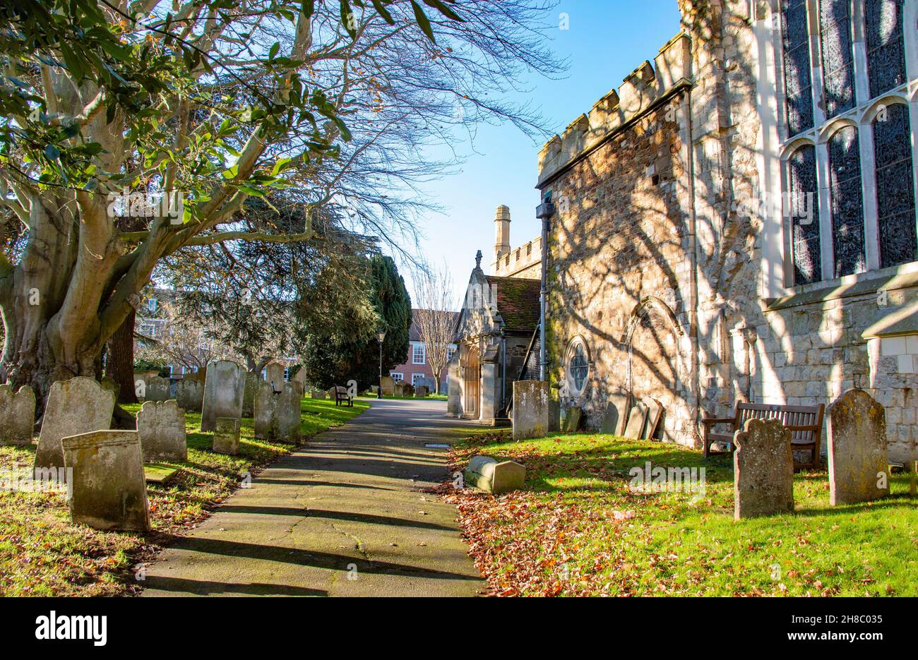 Rye church and graveyard hi-res stock photography and images - Alamy