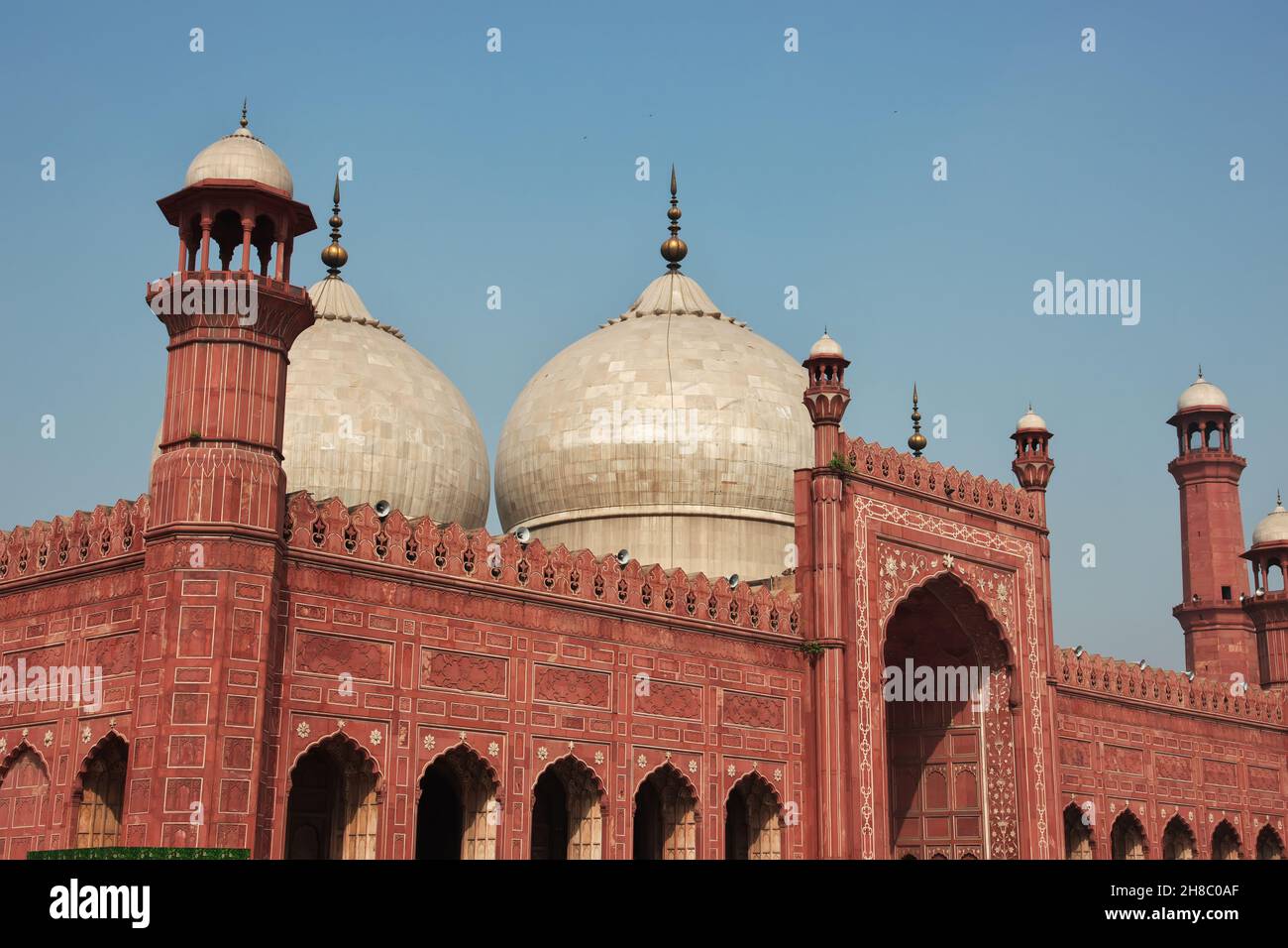 Badshahi Mosque in Lahore, Punjab province, Pakistan Stock Photo - Alamy