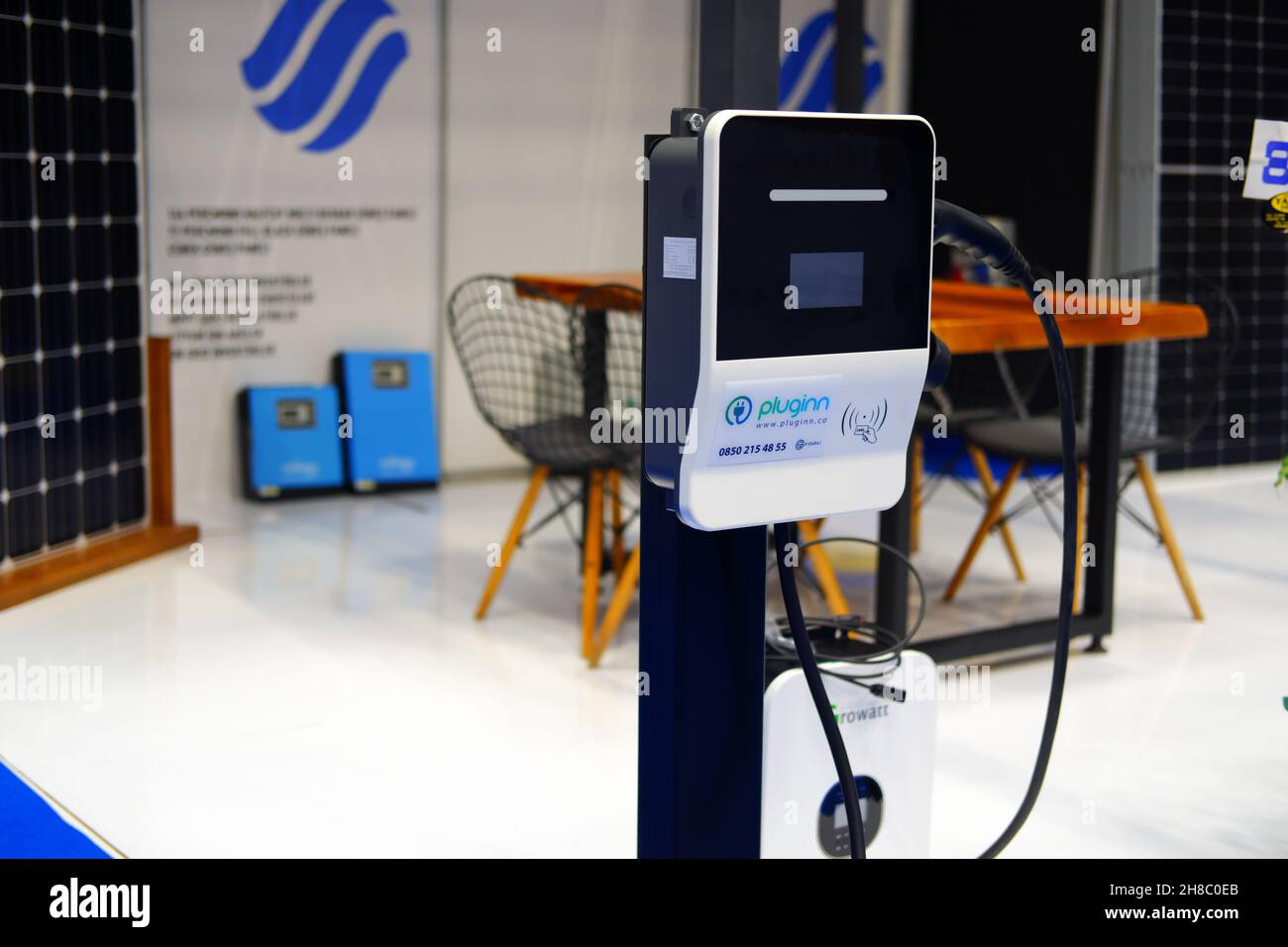 Solar panel car charging hi-res stock photography and images - Alamy