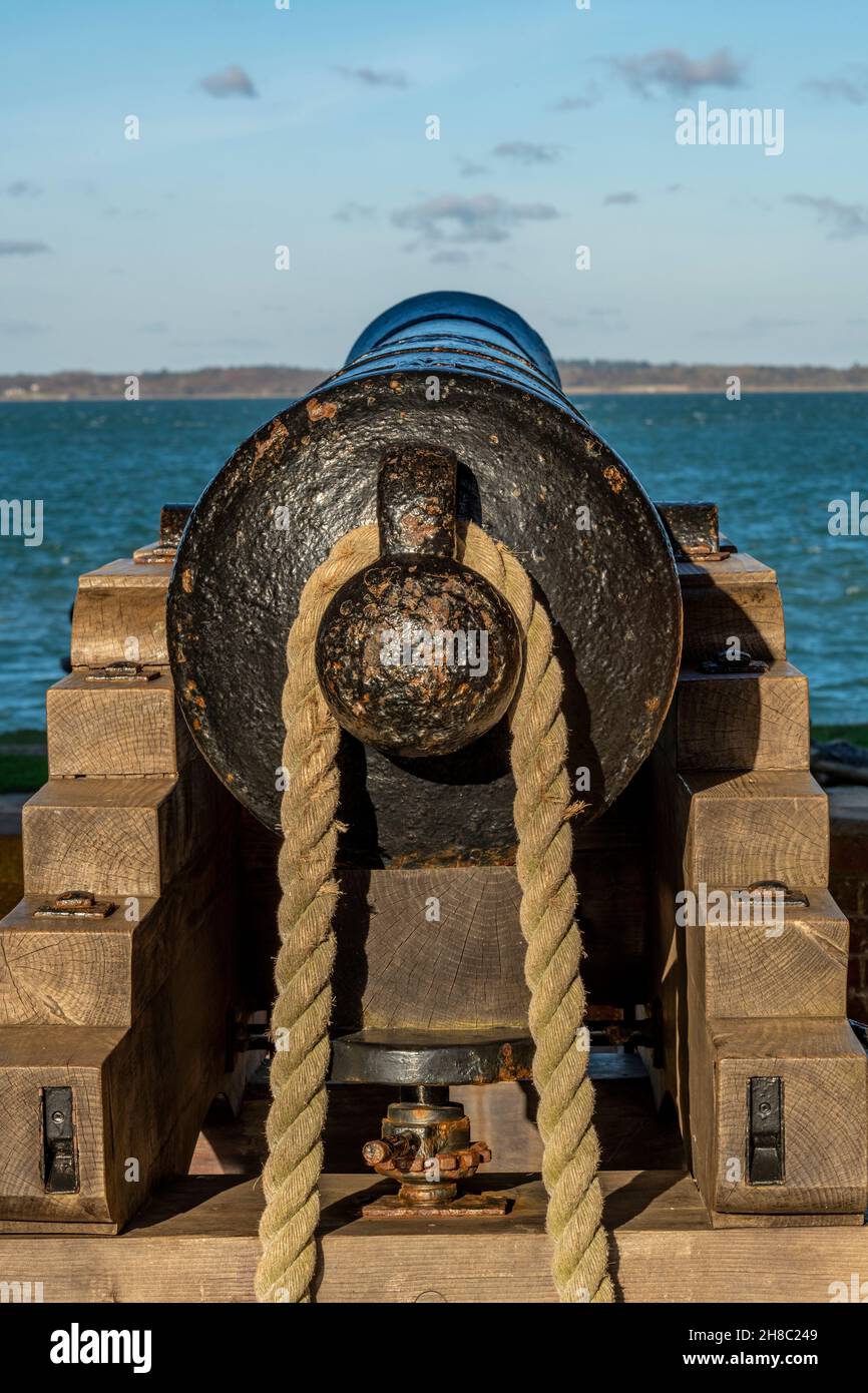 large canon at fort victoria on the isle of wight coastline, military ...