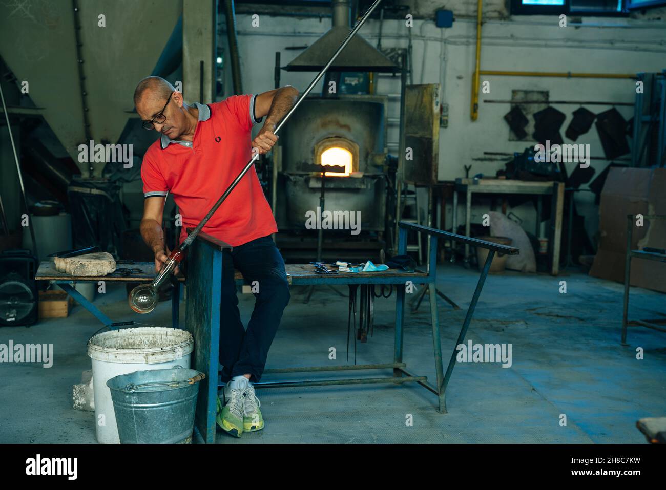 Murano, italy - nov, 2021 Glass blower demonstrate their craft for ...