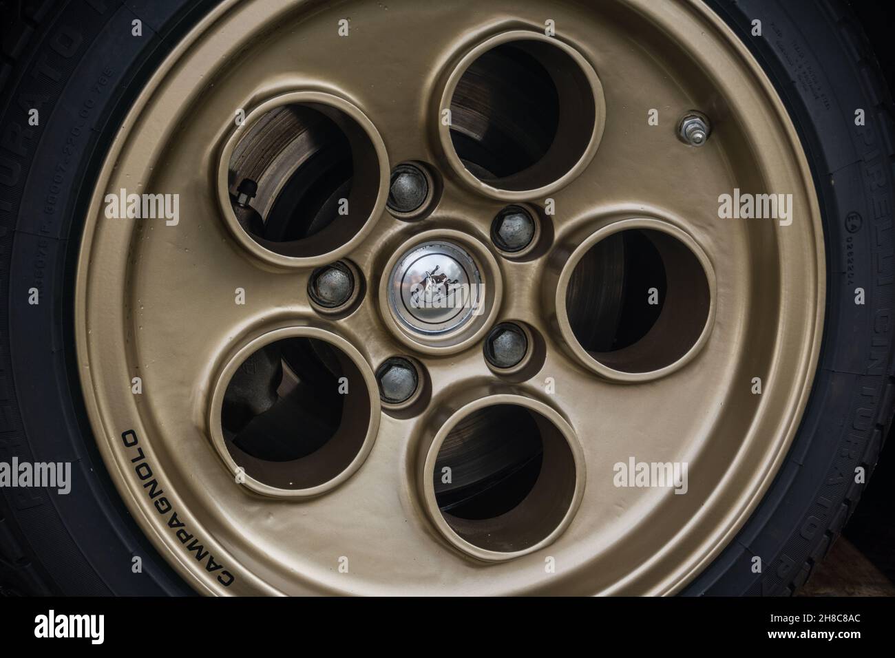 Gold countach wheel hi-res stock photography and images - Alamy