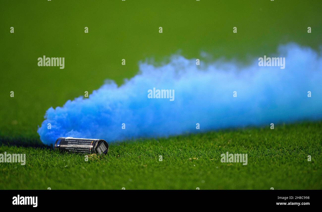 Football pitch flare hi-res stock photography and images - Alamy