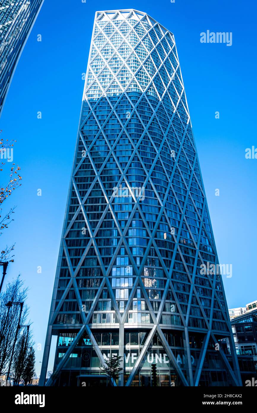 Newfoundland residential skyscraper, Canary Wharf financial district on ...