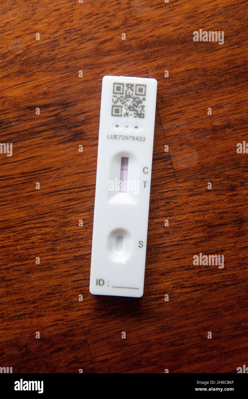 Lateral flow test hi-res stock photography and images - Alamy