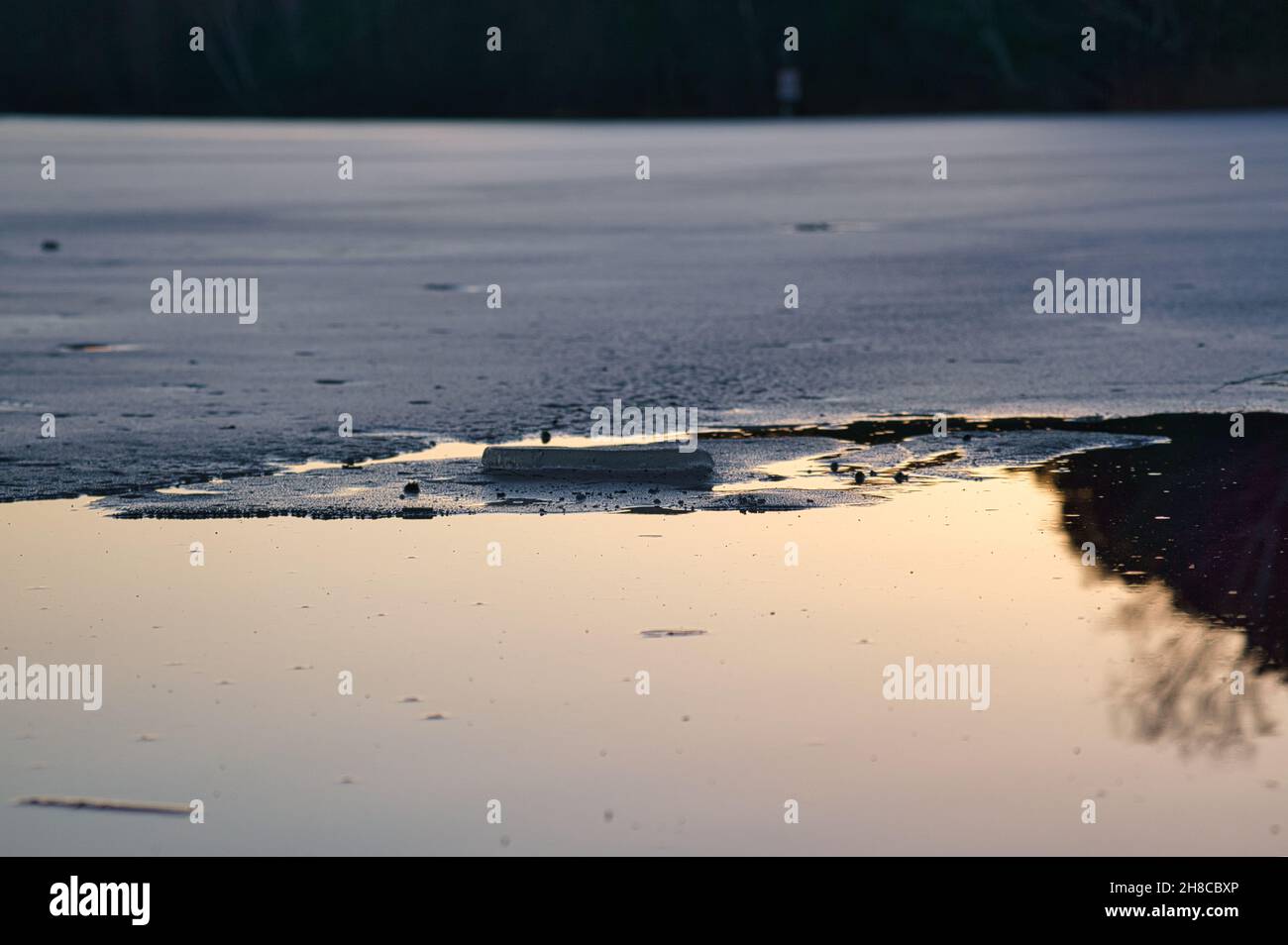 Ice edge hi-res stock photography and images - Alamy