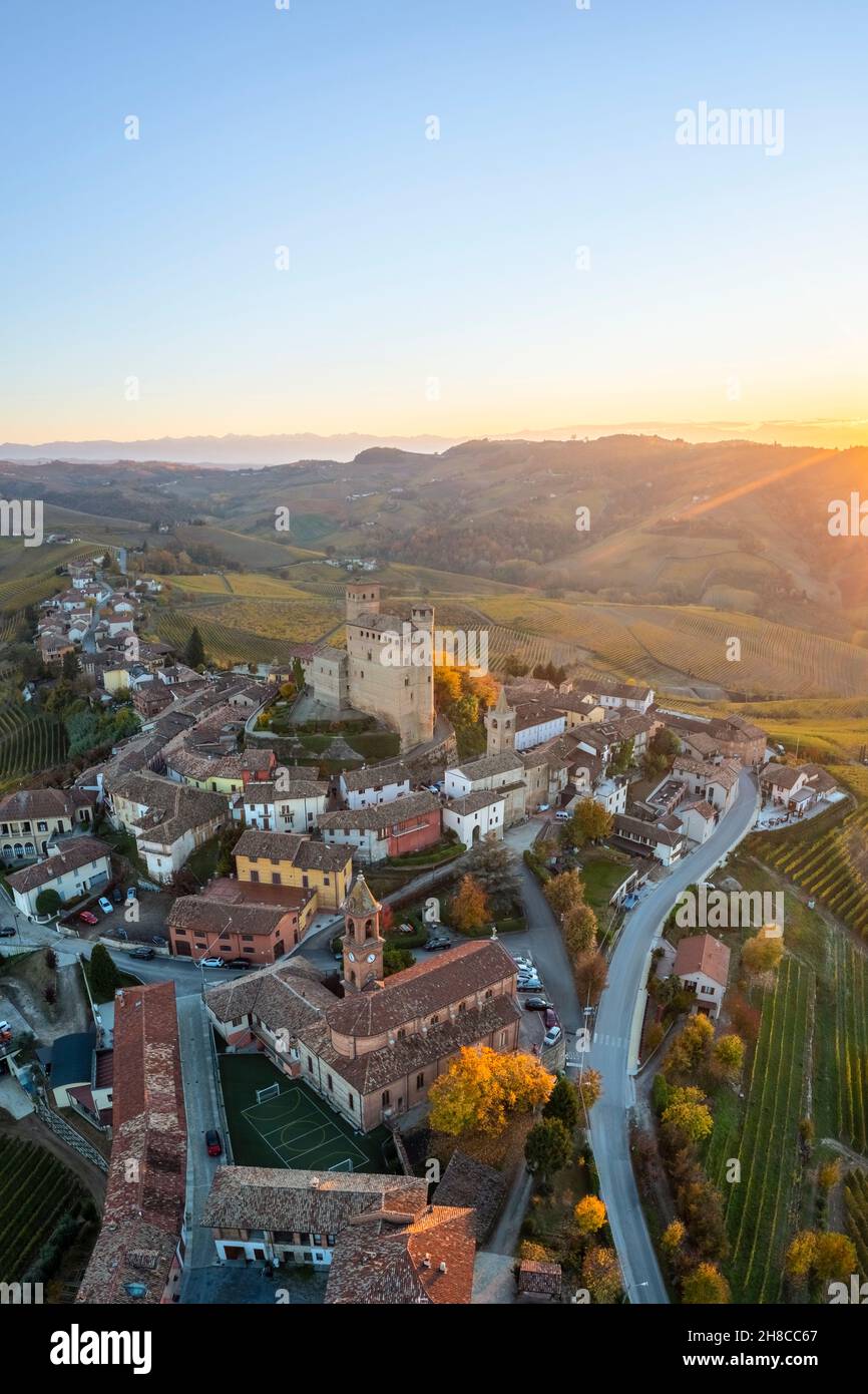 Castello chiesa di san sebastiano hi-res stock photography and images ...