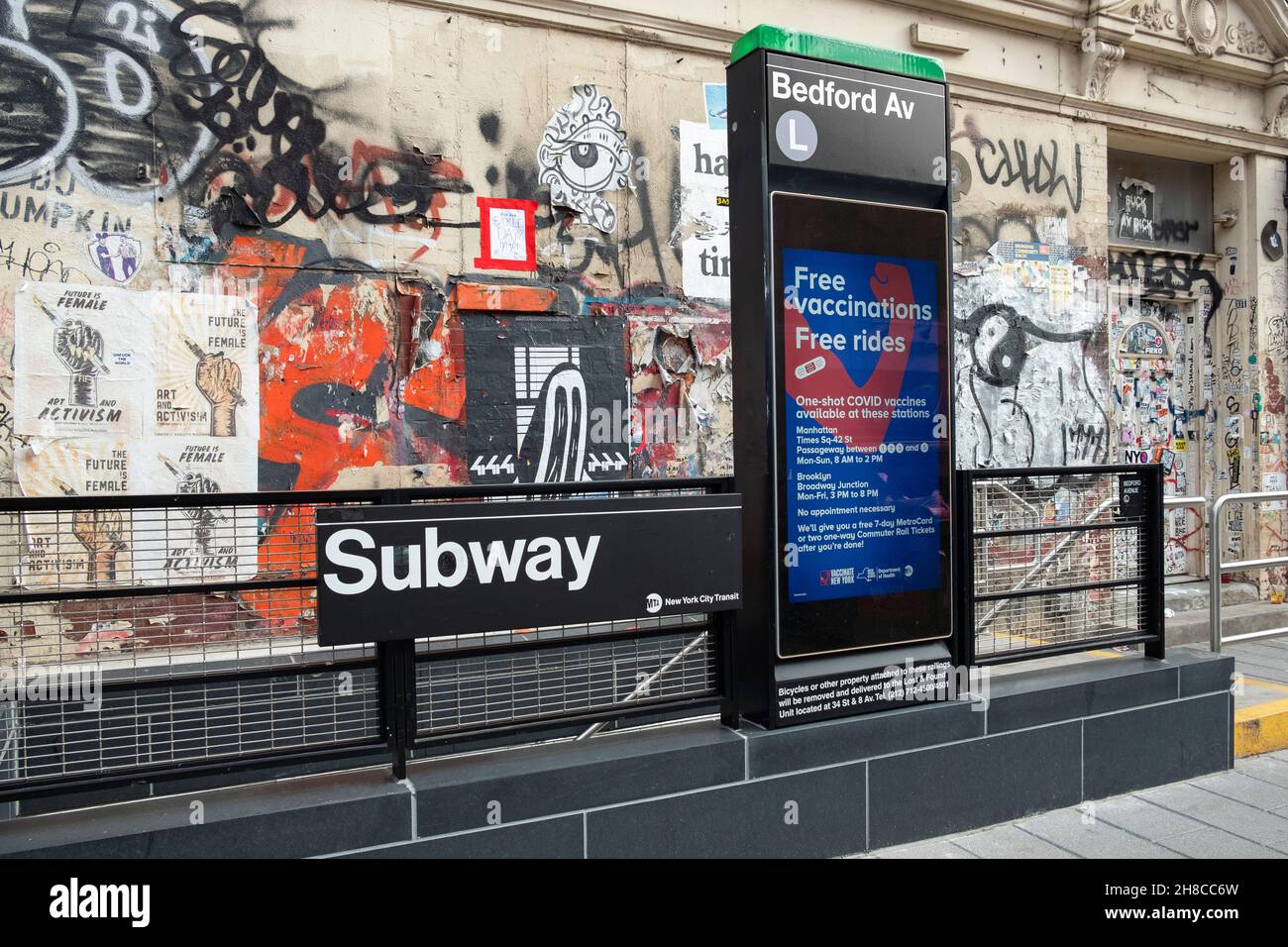 New york subway graffiti hi-res stock photography and images - Alamy