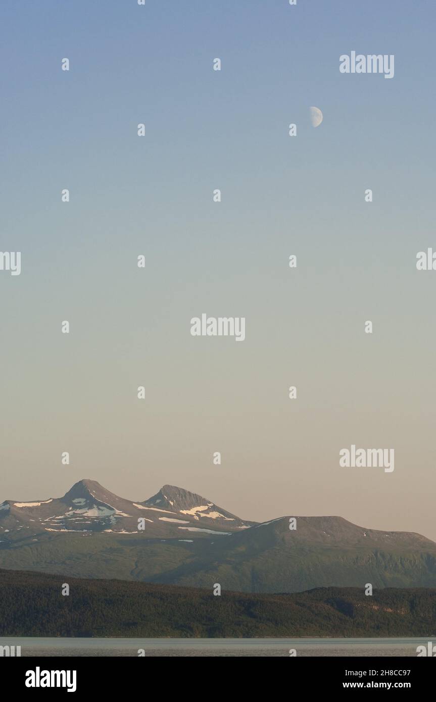 Molde vertical hi-res stock photography and images - Alamy