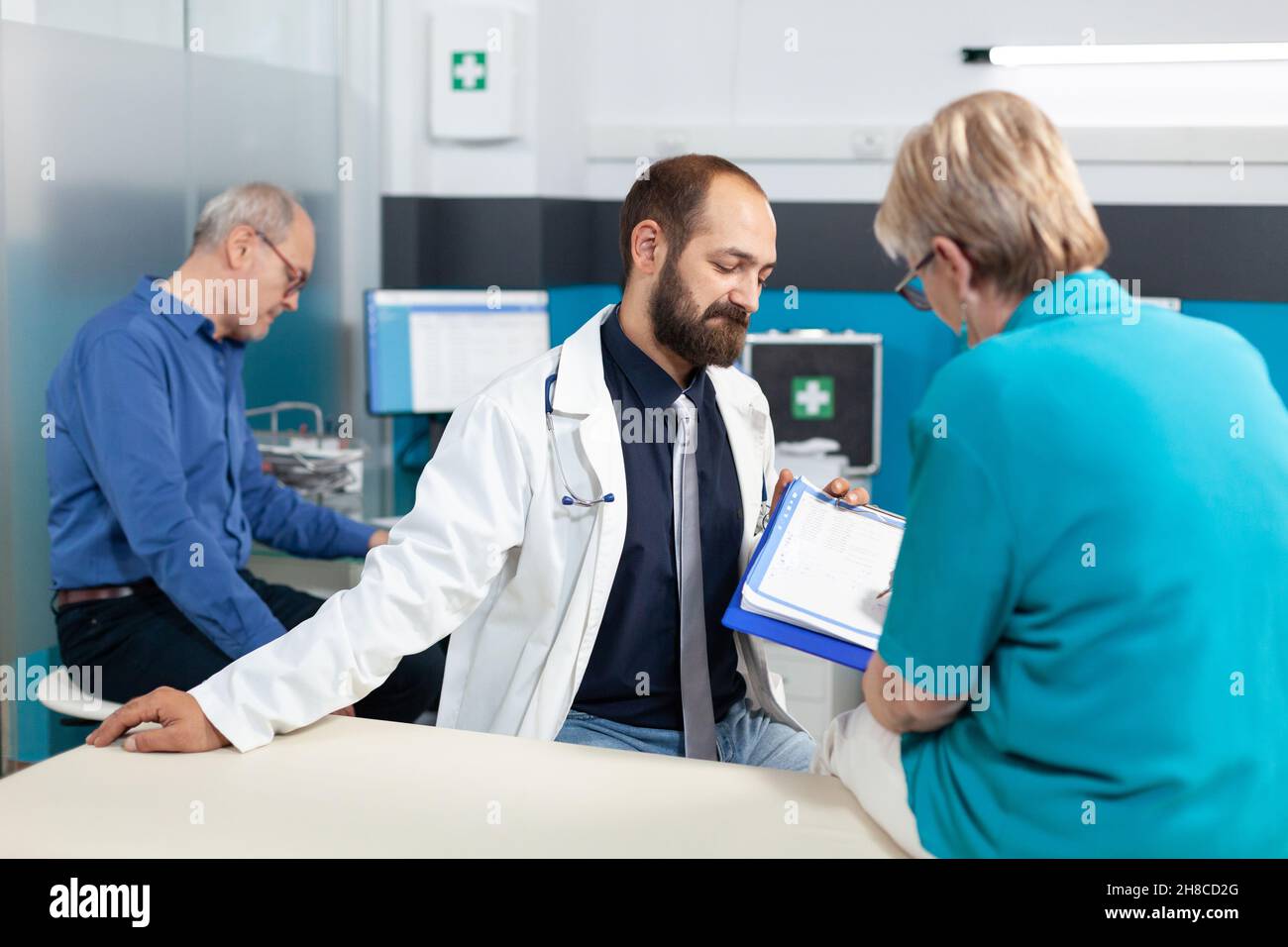 Signature documents hi-res stock photography and images - Alamy