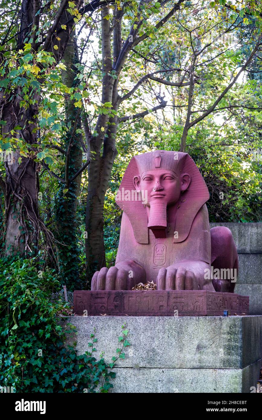 Crystal Palace Sphinx, Crystal Palace Park, London, England, UK Stock ...