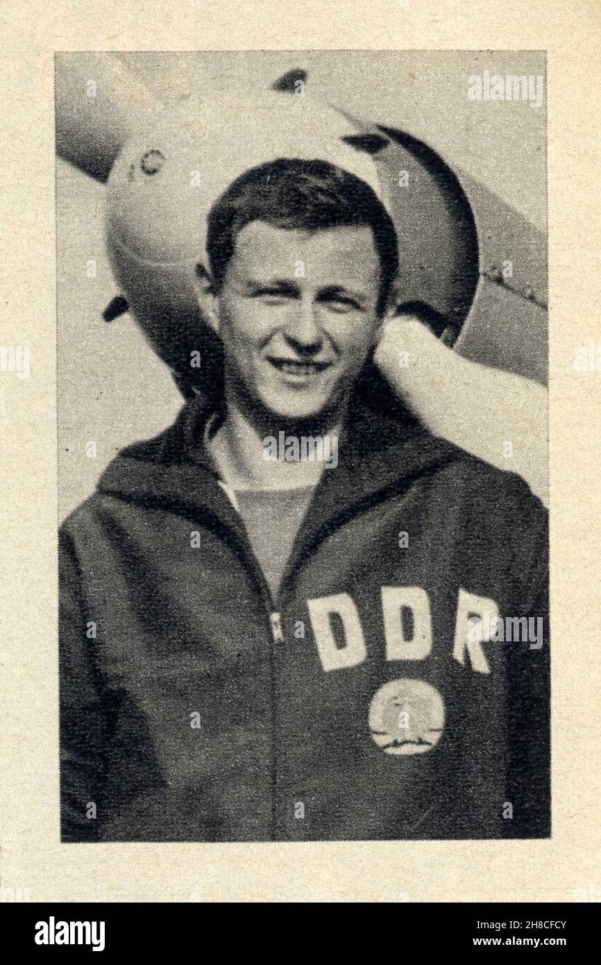 29 ans hi-res stock photography and images - Alamy