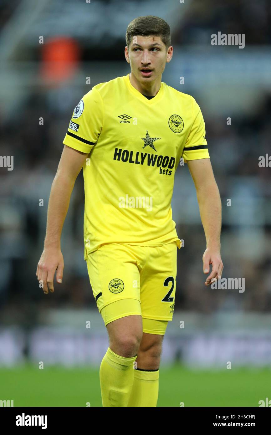 Janelt brentford hi-res stock photography and images - Alamy