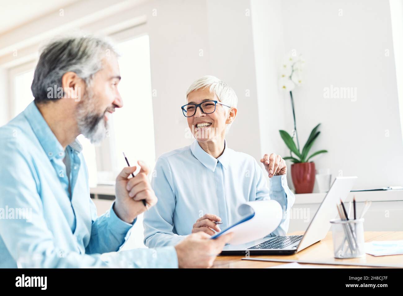 Old career woman hi-res stock photography and images - Alamy