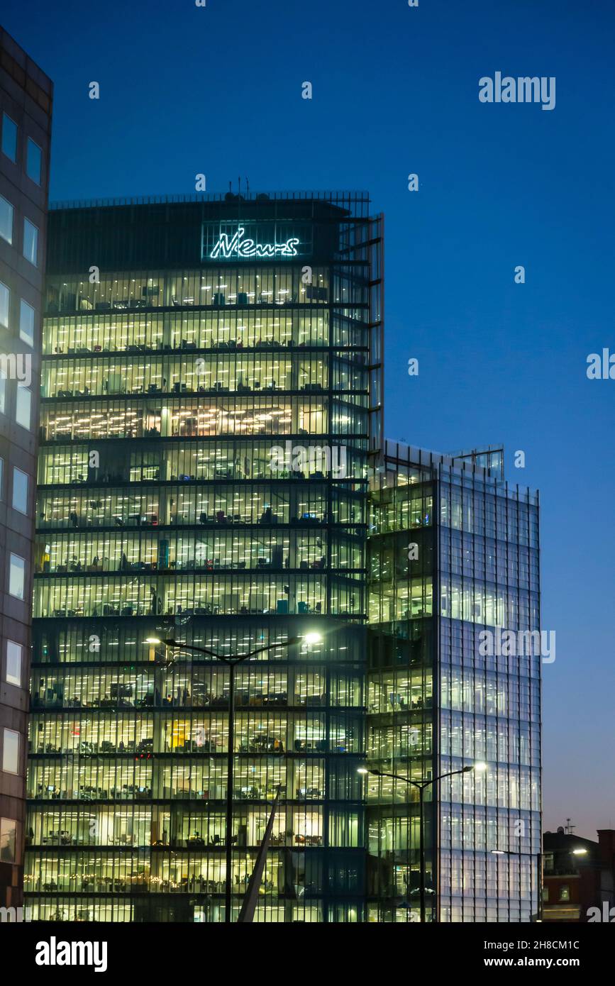 News building offices at London Bridge, London, England, UK Stock Photo ...
