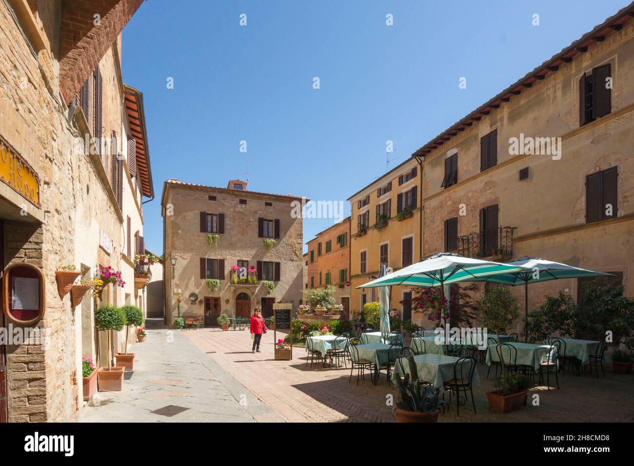Old Town, Piazza di Spagna square, Pienza, UNESCO, World Heritage Site ...