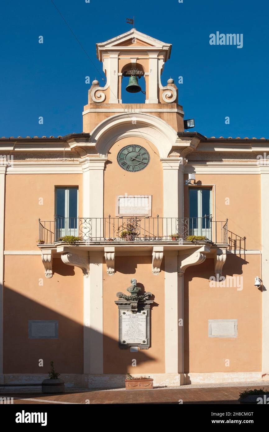 Amelia hall hi-res stock photography and images - Alamy