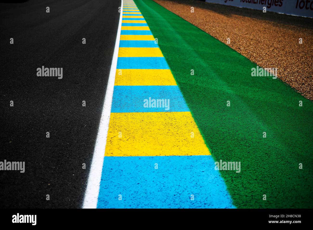 A view of the track at the Circuit des 24 Heures du Mans Stock Photo ...