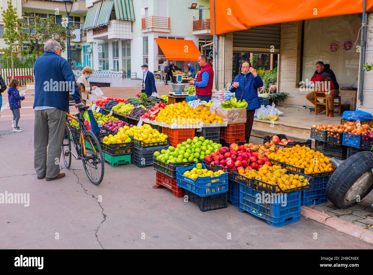 Vegetable and fruit shop, Pazari i Ri, new bazaar, Tirana, Albania ...
