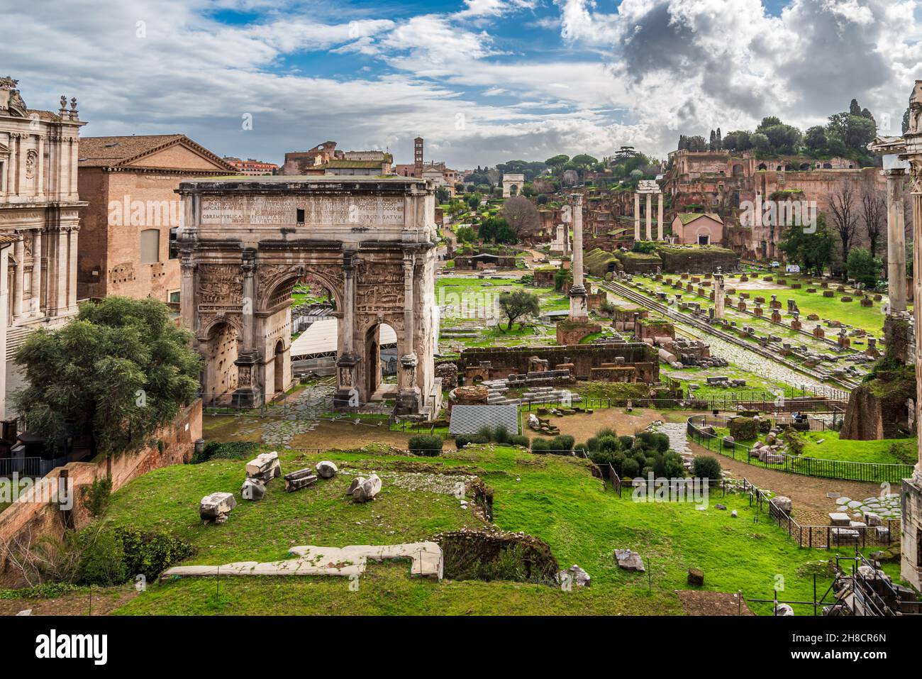 Ancient roman forum hi-res stock photography and images - Alamy