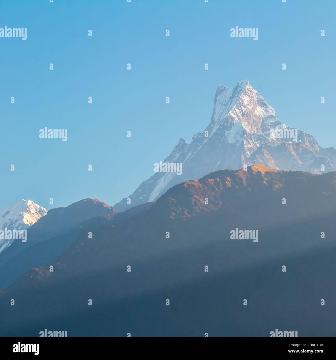 Machhapuchhre hi-res stock photography and images - Alamy