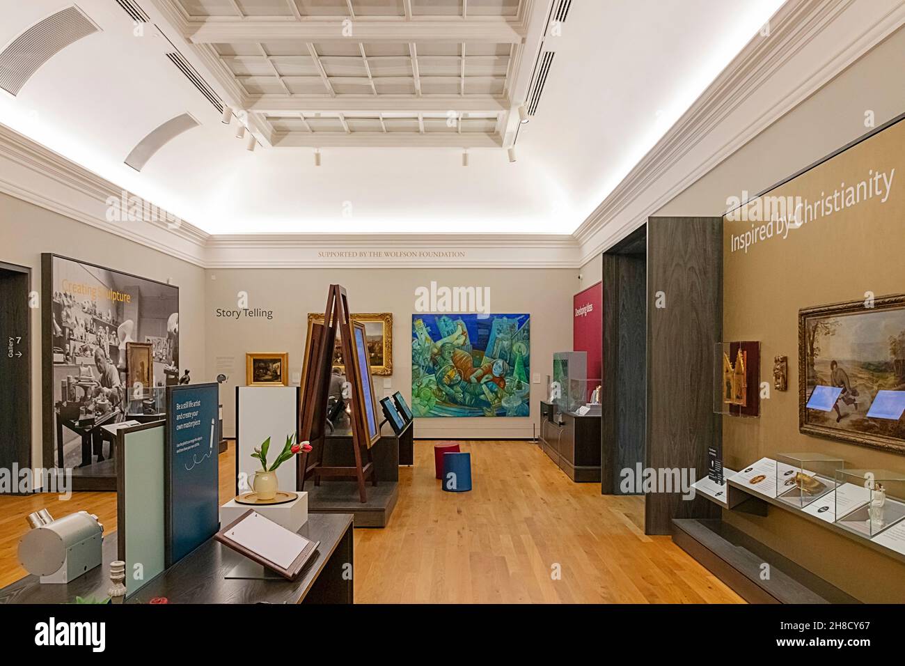 ABERDEEN CITY SCOTLAND ABERDEEN ART GALLERY STORY TELLING AND ARTIST ...