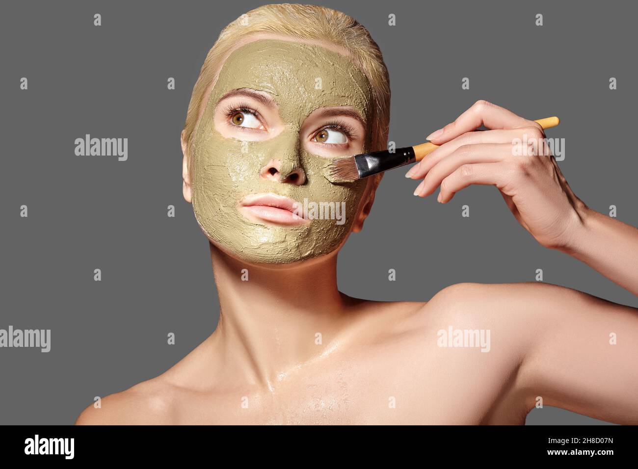Green and off white skin hi-res stock photography and images - Alamy