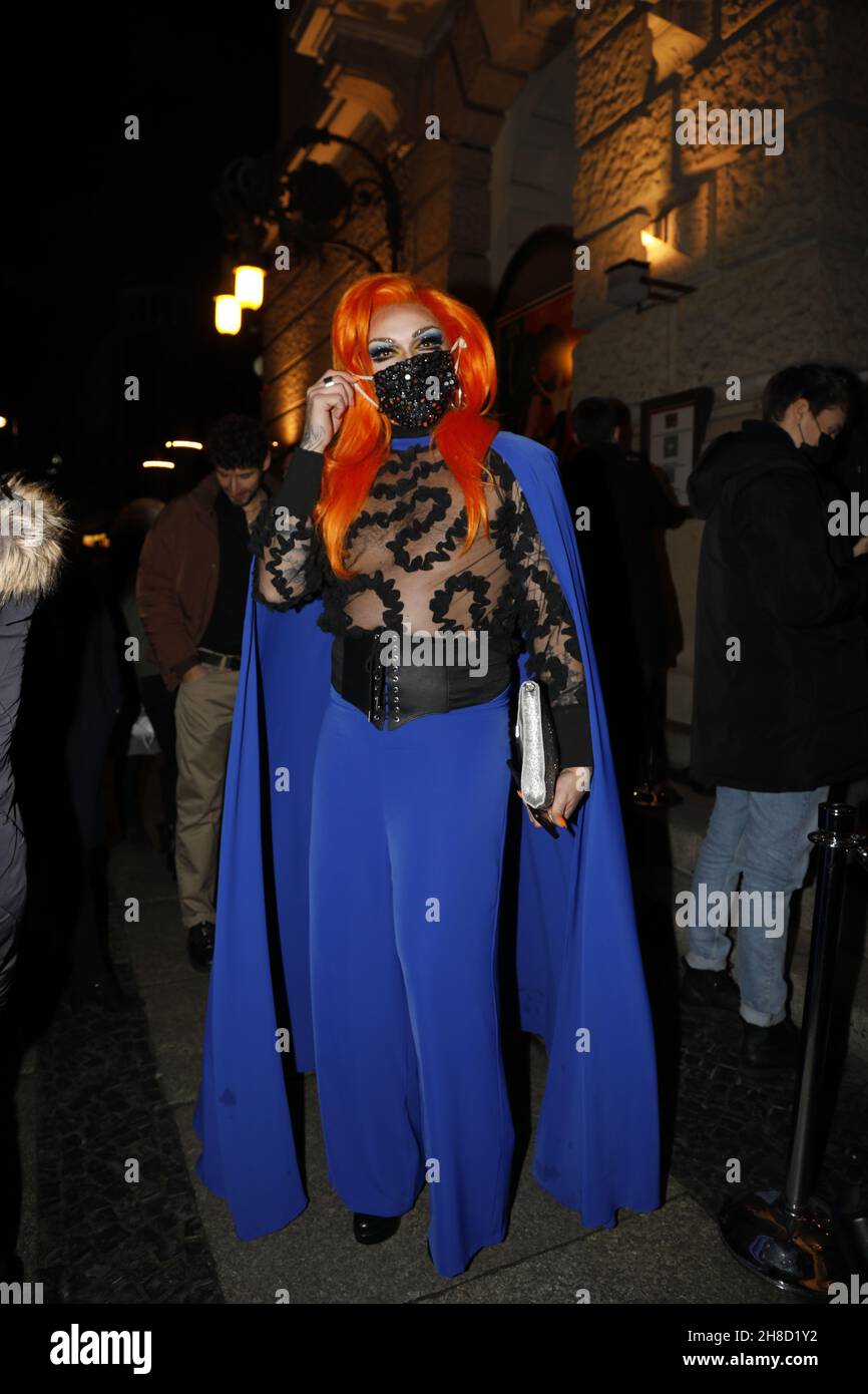 Marcella Rockefeller bei der Premiere des Musicals 'Ku'damm 56 - Das ...