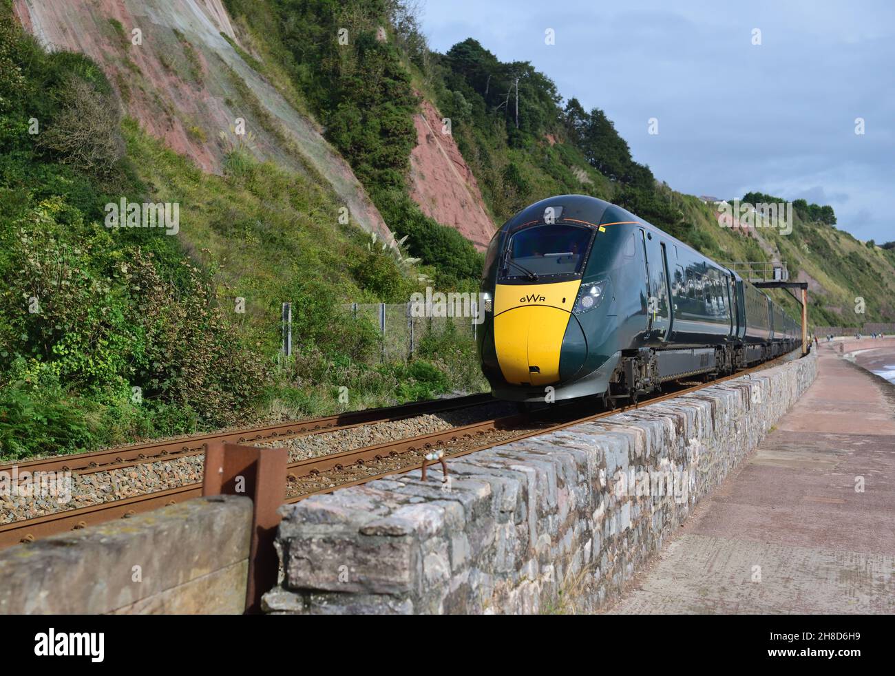 10-coach GWR Intercity Express Train passing Sprey Point, Teignmouth ...