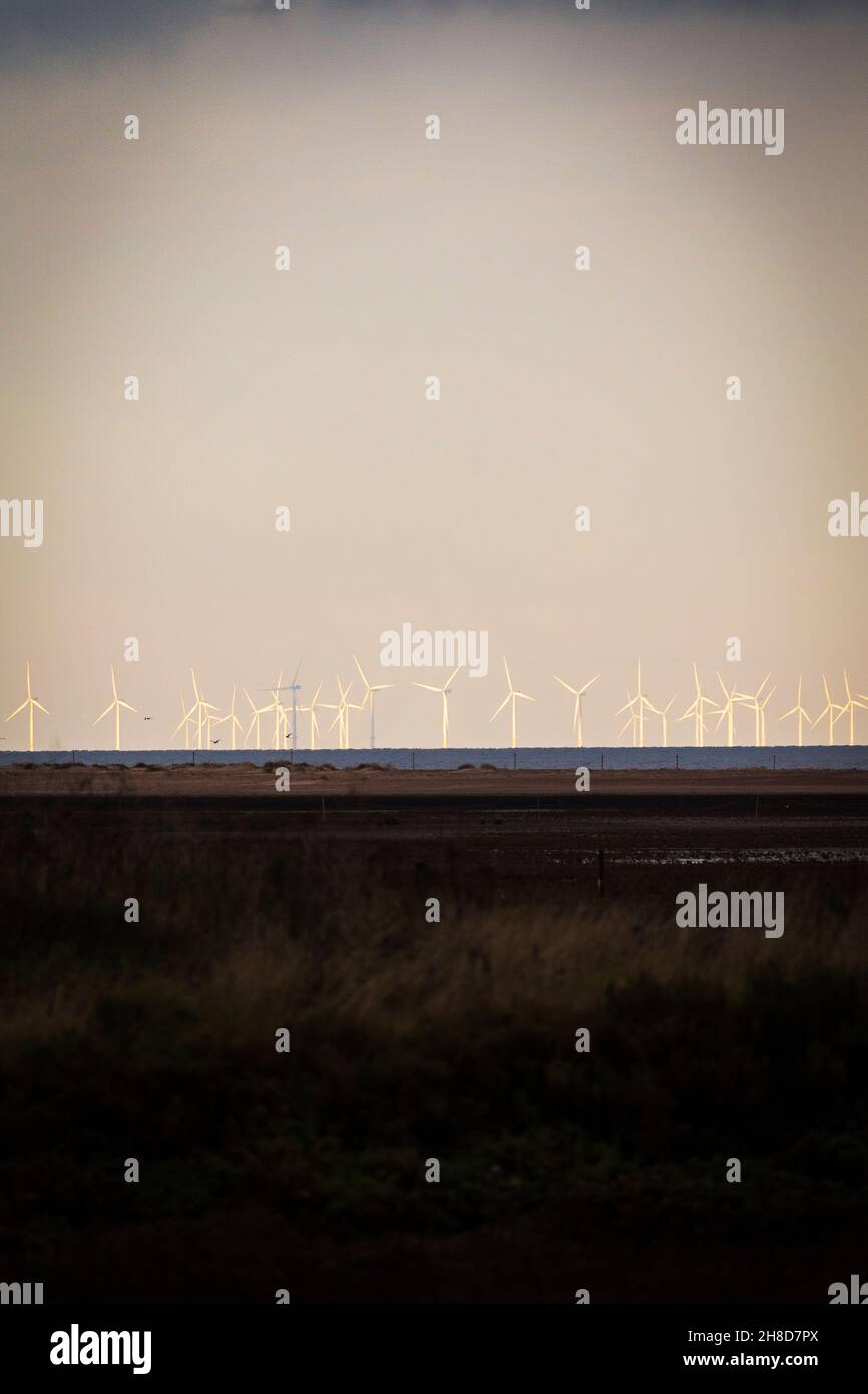 Wind Turbines off Lincs and Inner Dowsing off-Shore Wind farm off ...