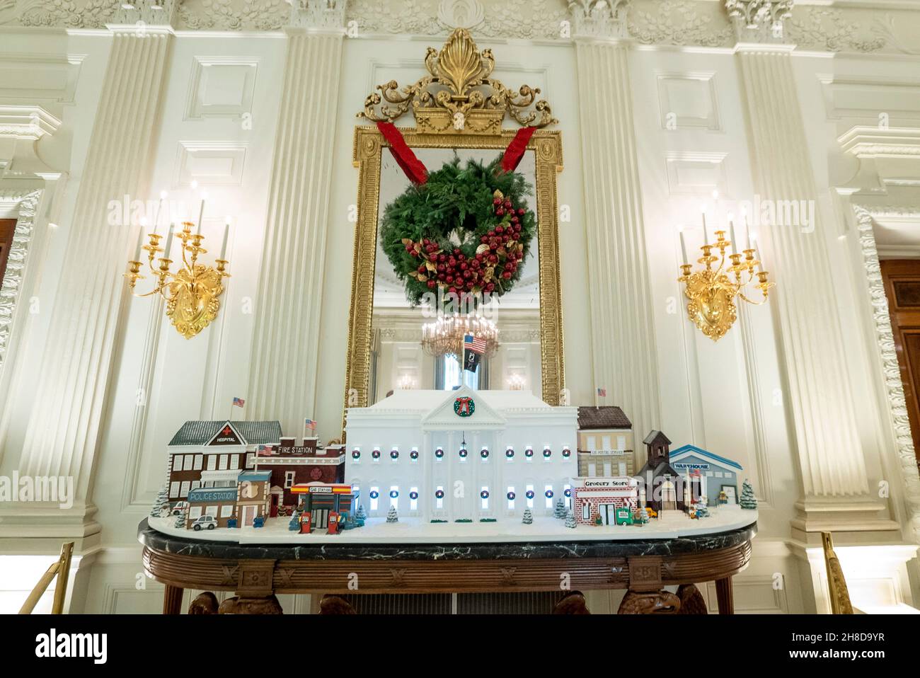 The official Gingerbread White House is displayed in the State Dining ...
