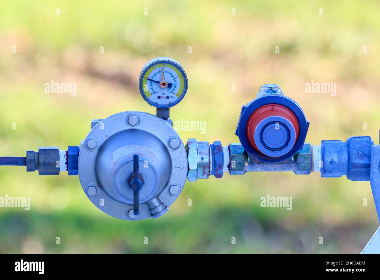 Gas regulator hi-res stock photography and images - Alamy