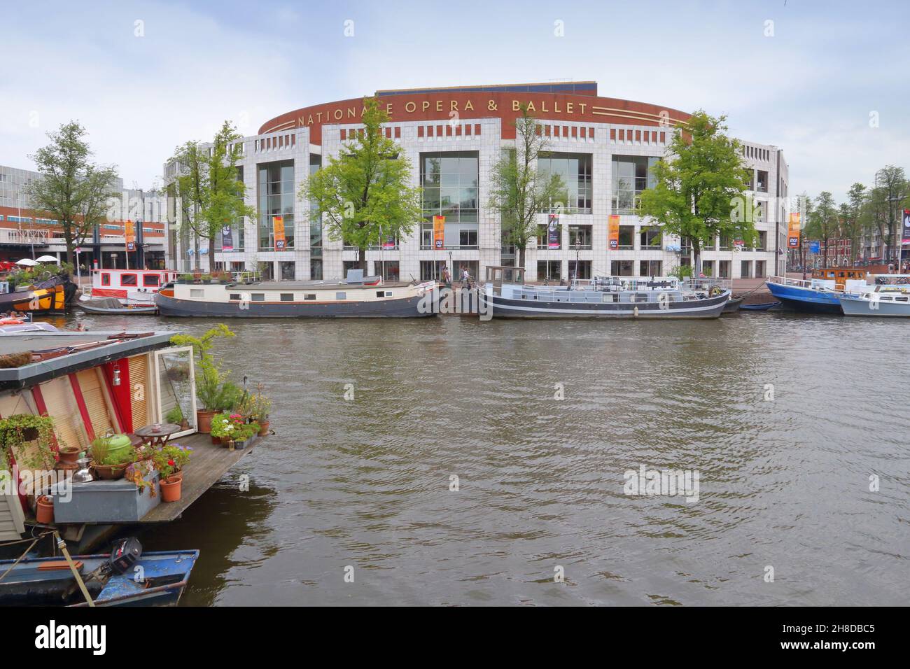 Amsterdam opera house hi-res stock photography and images - Alamy