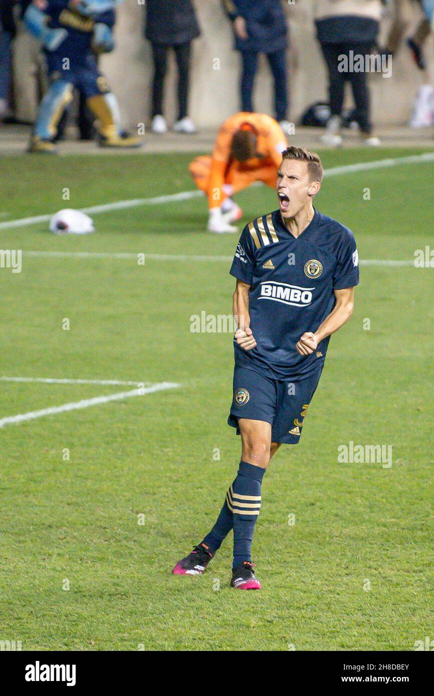 English footballer hi-res stock photography and images - Alamy