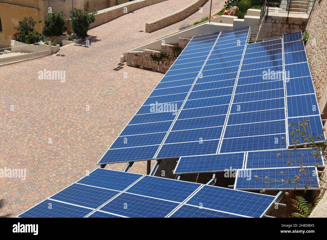 Solar panels - photovoltaic electricity cells installation in Apulia ...