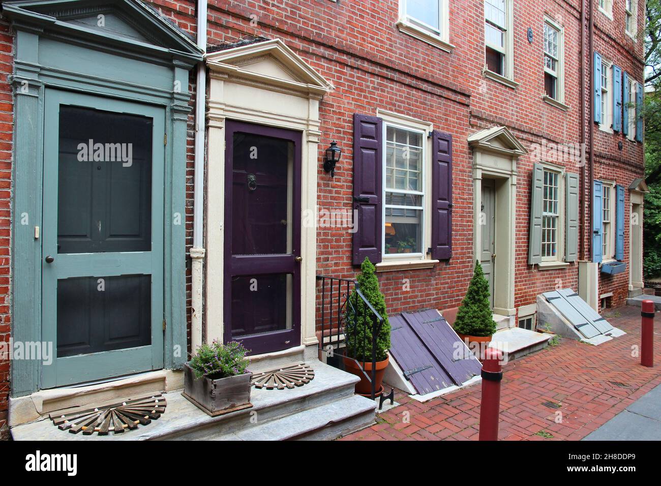 Old Philadelphia city. Elfreth's Alley historic district, landmark ...