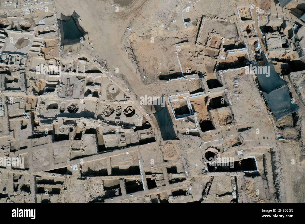 Yavne. 29th Nov, 2021. Aerial photo shows an excavation site in central ...