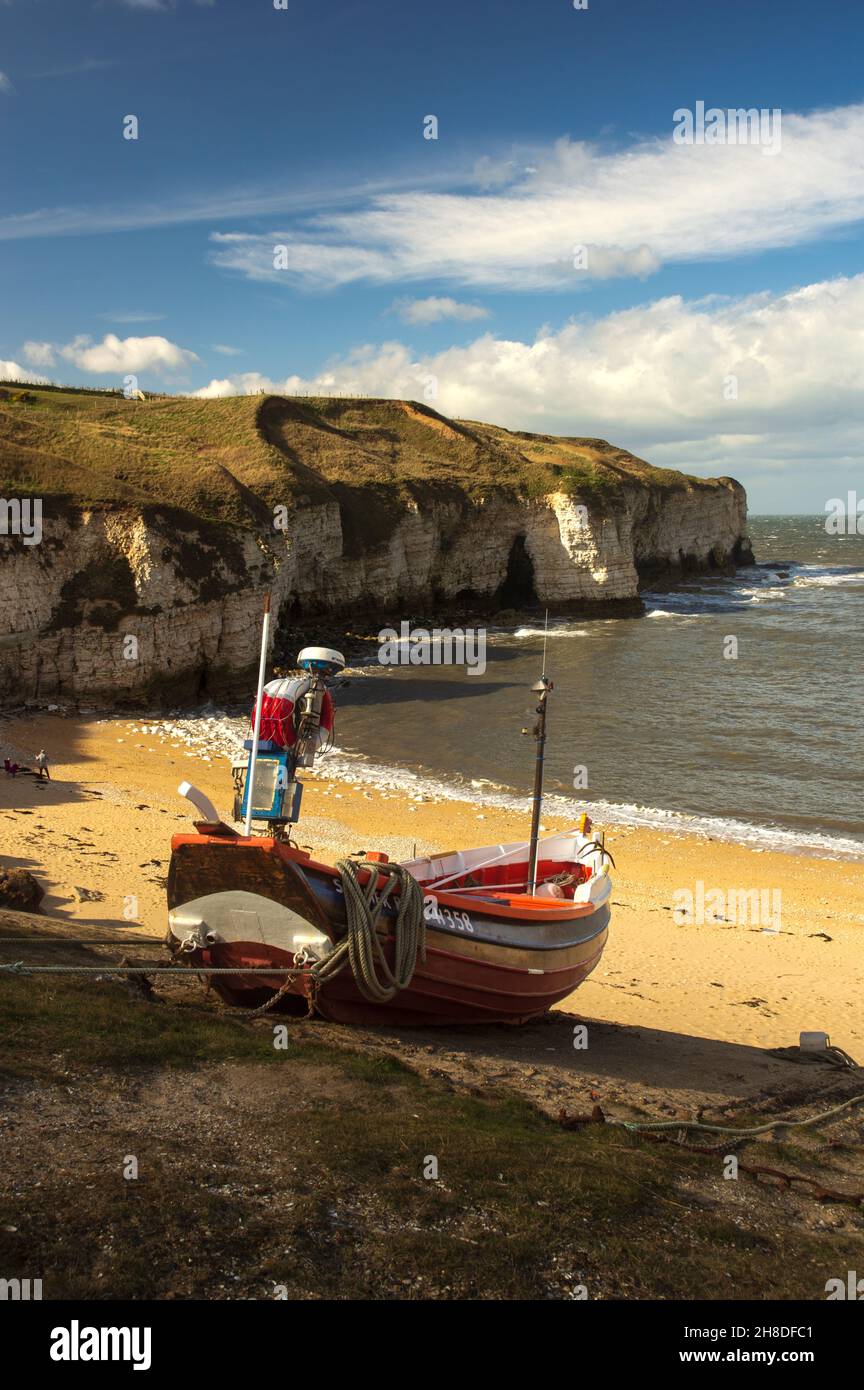 Flamborough village hi-res stock photography and images - Alamy