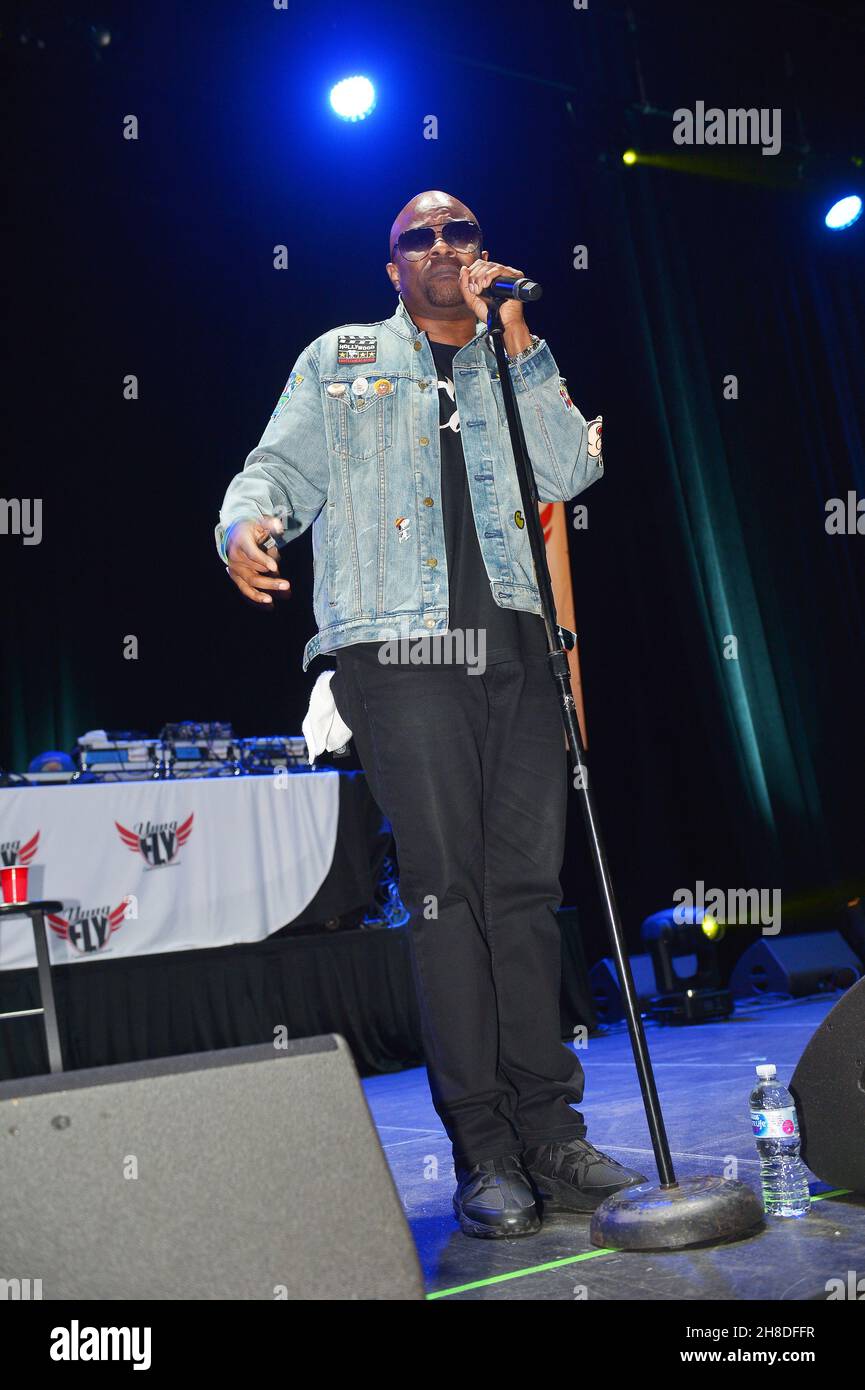 Miami, Florida, USA. 27th Nov, 2021. R&B singer Case performs live on ...