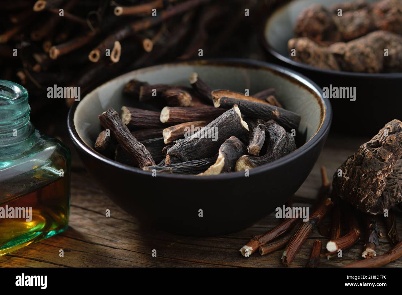 Bistort root hi-res stock photography and images - Alamy