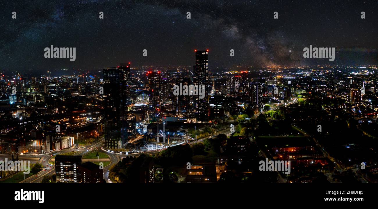 Night urban uk street light manchester hi-res stock photography and ...