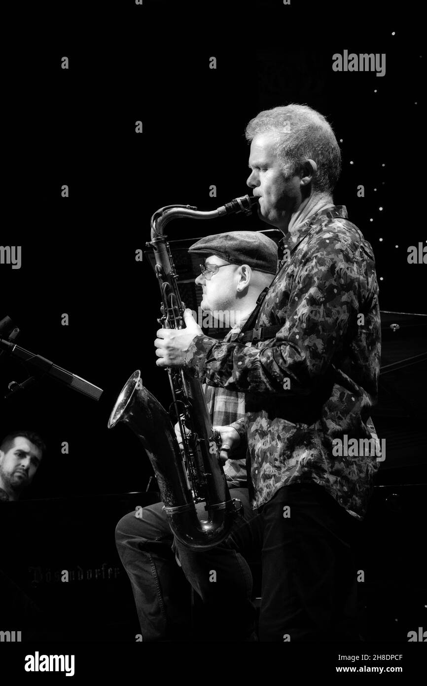 Ian Ballamy plays tenor sax with Ian Shaw, Jamie Safir, Scarborough ...