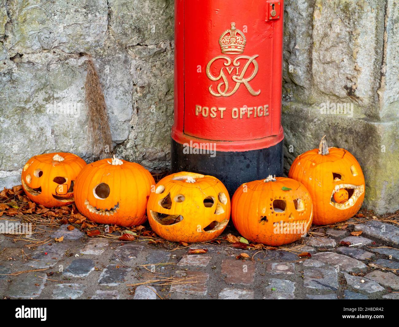 Traditional autumn hi-res stock photography and images - Alamy