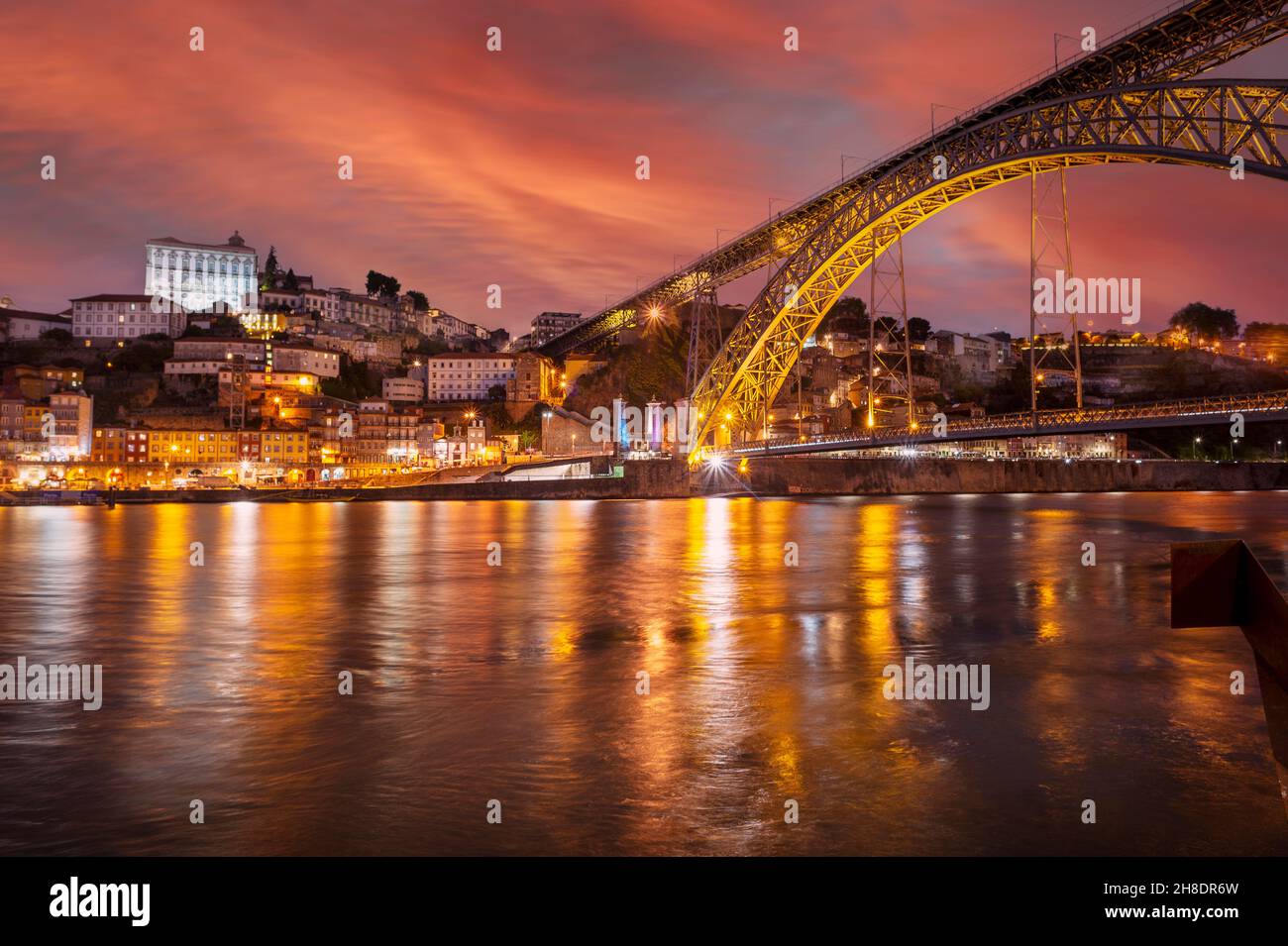 The Dom Luis I bridge at night, Porto, Portugal Stock Photo - Alamy
