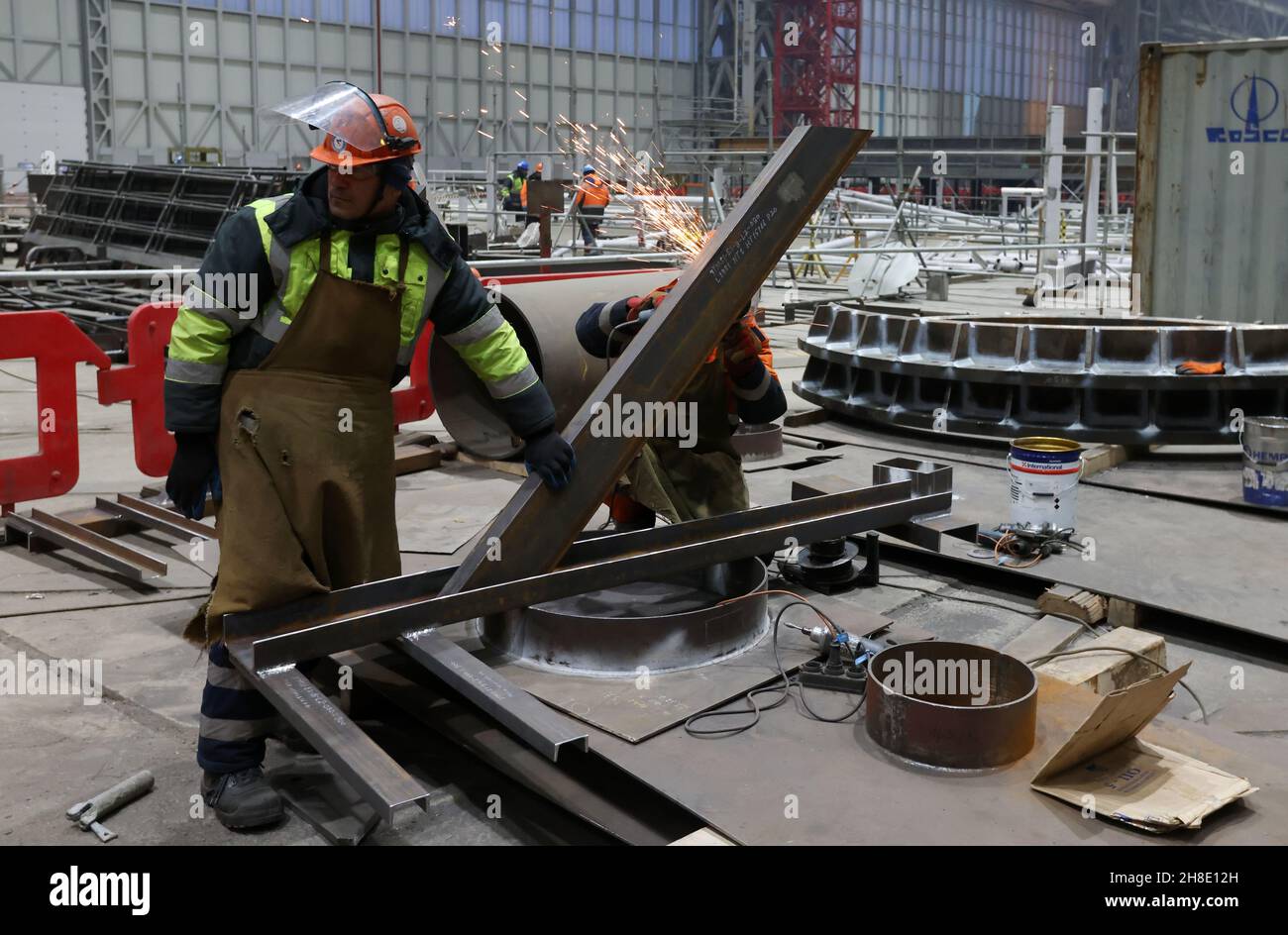 Gravity Based Structure High Resolution Stock Photography and Images ...