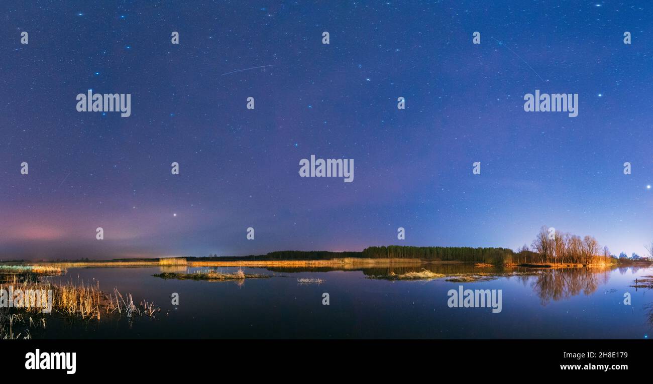 Europe night sky hi-res stock photography and images - Alamy