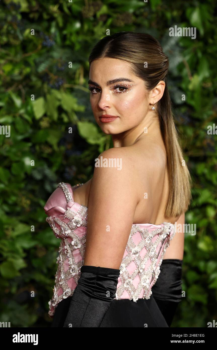 Addison rae awards hi-res stock photography and images - Alamy