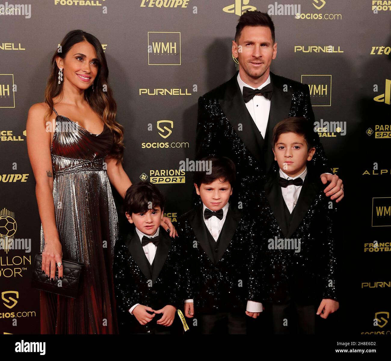 Antonella roccuzzo lionel messi sons hi-res stock photography and ...