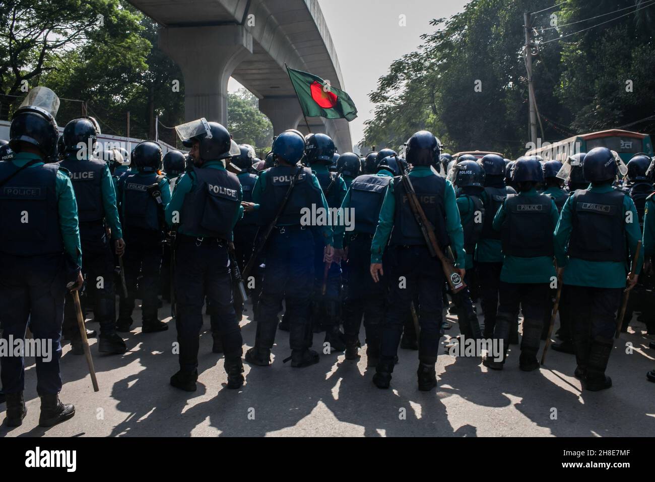 Dhaka, Bangladesh. 29th Nov, 2021. Riot police block the street during ...