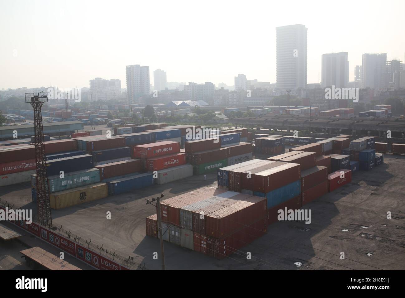 Loading truck bangladesh hi-res stock photography and images - Alamy